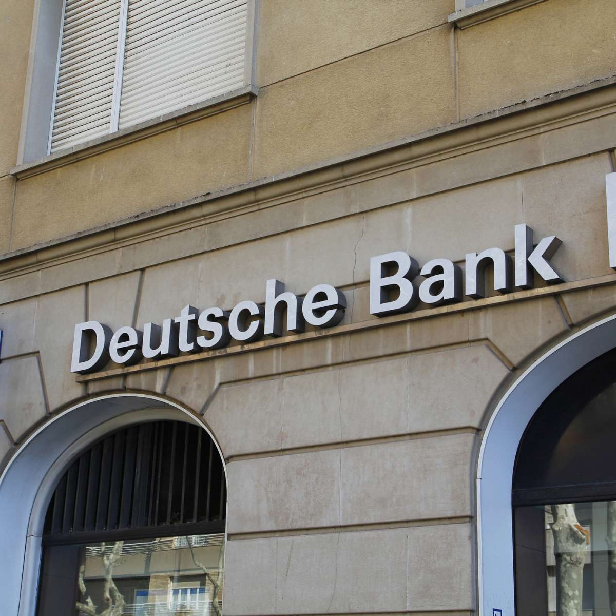Spannende Toyota Bank Bucht Nicht Ab Bild