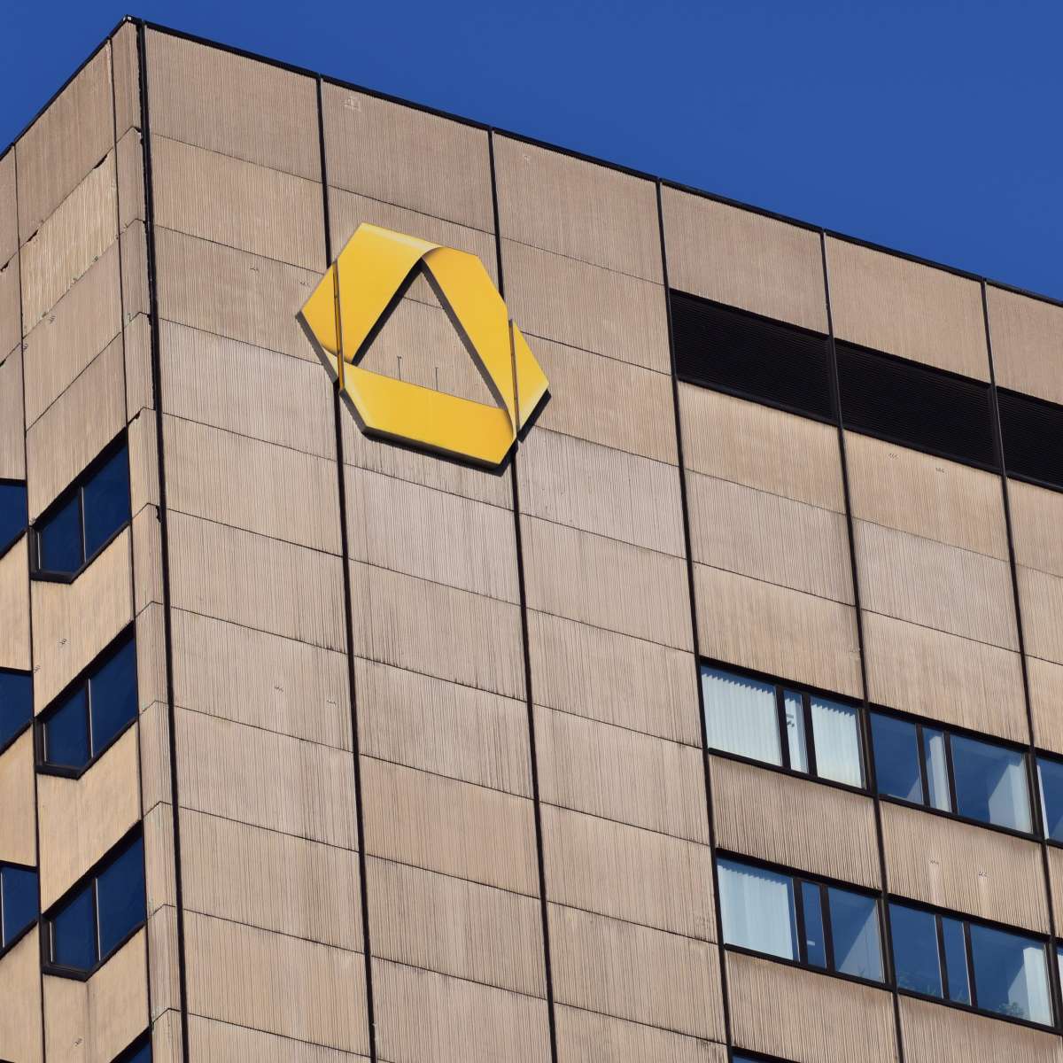 Unicredit-Angriff auf die Commerzbank: Offizielles Gebot ist da – doch ...